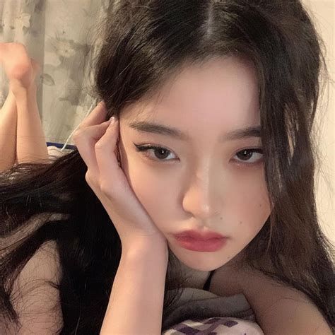 Pin By Seiki On Ports Beautiful Girl Makeup Girls Makeup Just Girl