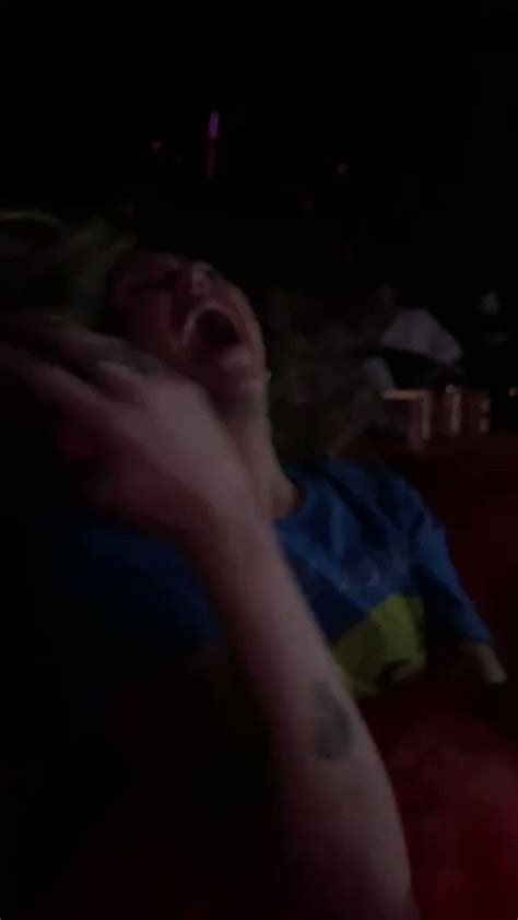 ɥɔʇᴉq ʍǝɹpuɐ sʇᴉ AndrewBarry Twitter