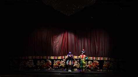 УЛСЫН ХҮҮХЭЛДЭЙН ТЕАТРЫН НАМАР ЦАГИЙН НЭЭЛТИЙН ТОГЛОЛТУУД ЭХЭЛЛЭЭ Улсын хүүхэлдэйн театрын намар