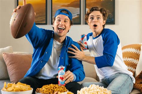 22 Super Bowl Party Ideas To Spice Up The Big Event 2024 Fotor