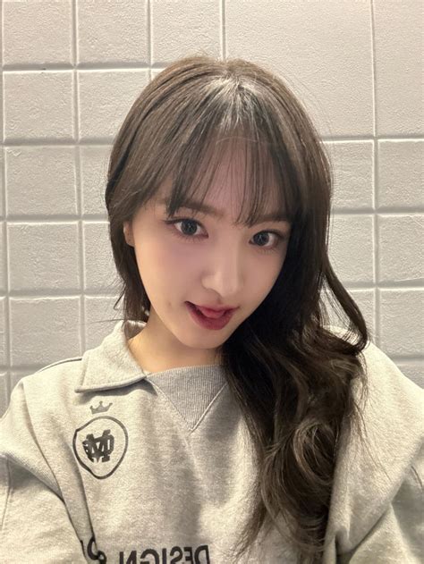 Ive On Twitter 리즈 만우절 아이돌