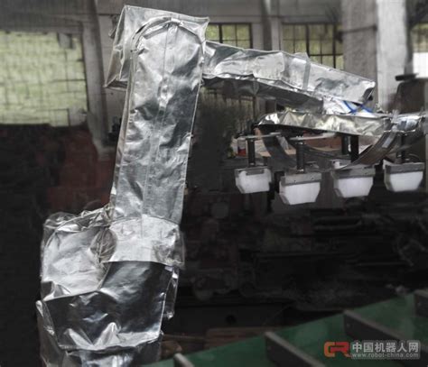 Abb Irb6700机器人耐高温防护罩，abb机器人防护罩，防尘机器人产品中国机器人网