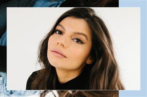 Alex Aster The Newsette