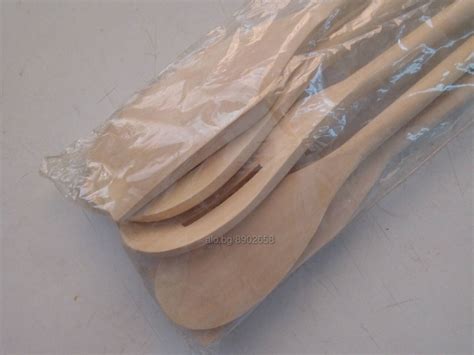 Комплект дървени прибори Съдове Сервизи Прибори София Чисто нов комплект от 5 броя д