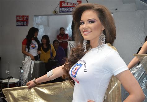 Periodismo Marianitas Vanessa Álvarez Srta Simpatía Del Deporte Colegial