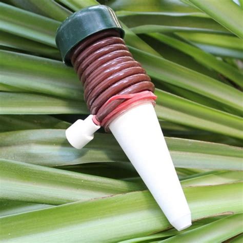 4pcsset Plant Water Dripper Dispenser Garden Automatic Water Flow Droppers Water Bottle Drip
