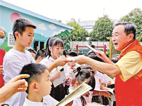 民治蒲公英花园小小自然讲解员学知识 龙华网 百万龙华人的网上家园