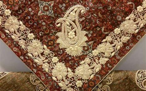 ترمه منجوق دوزی شده؛ رومیزی روتختی 3 طرح بته جقه شاخ گوزنی آراد برندینگ