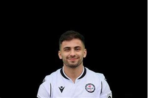 Llyr Morris Joins Bay On Loan Colwyn Bay Fc Cpd Bae Colwyn