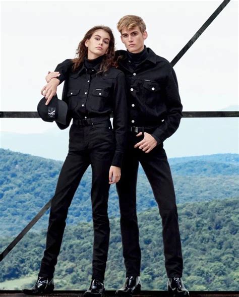 人设崩塌后浪子回头，曾经的高颜值美少年又回来了！ 搜狐大视野 搜狐新闻