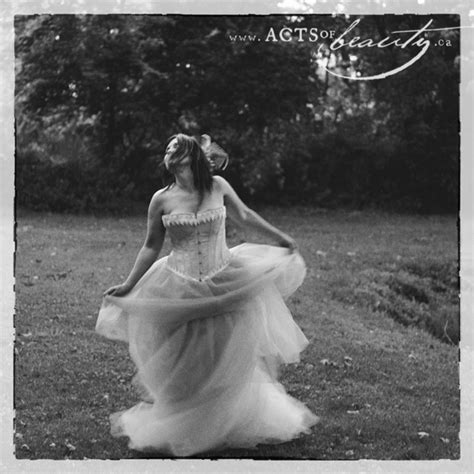 Beautiful Abandon Outdoor Glamour Photography Boudoir Photography