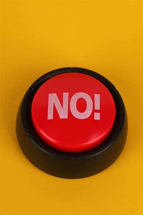 검은색 윤곽선 결정 경계 경고 그래픽 기기 네거티브 노란색 배경 다채로운 단순한 단추 대담한 데스크탑 버튼 둥근 미니멀리스트 받지 않다 밝은