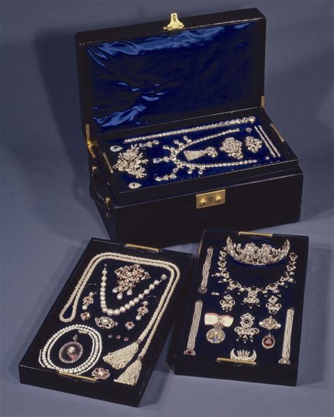 Crown Jewels Of Europe Inside The Most Stunning Collections