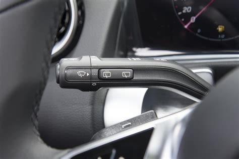 奔驰glb 2024款 Glb 200 动感型图片奔驰2142张图片汽车内饰图库懂车帝