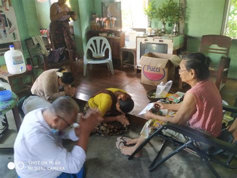 တံတားဦးမြို့တွင်အသက် ၆၅ နှစ်အထက် အငြိမ်းစားဆရာ မများအား အိမ်အရောက်ပူဇော်ကန်တော့ Information