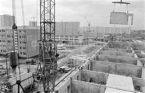 Ddr Bildarchiv Berlin Plattenbau Wohnsiedlung In Berlin In Der Ddr