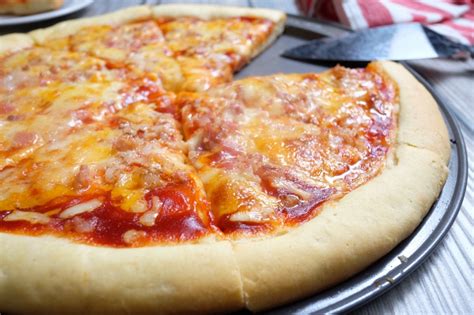 Garlic Flavored Pizza Dough Recipe Food For Net