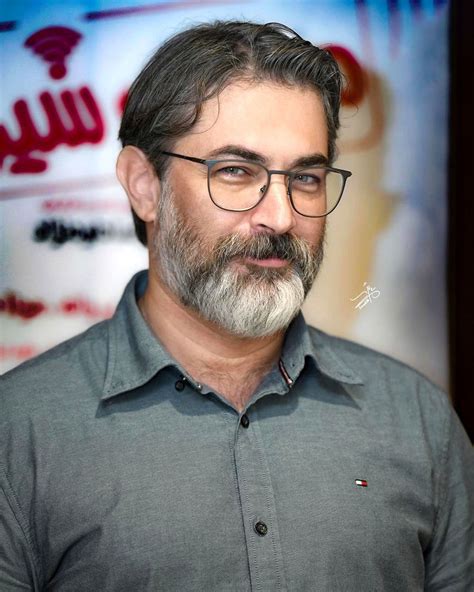 فیلم آواز باشکوه پارسا پیروزفر و رقص مردانه اش با آهنگ بنفشه بنفشه