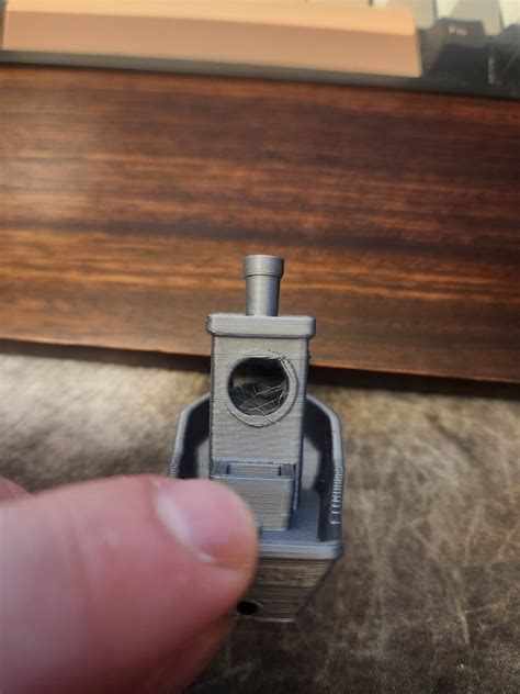Z Wobbling And Shifted Layer On Overhangs Assembly And First Prints