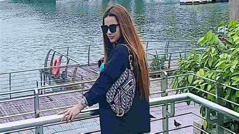 Intan Permata Liburan Ke Bali Sendiri Tanpa Pasangan