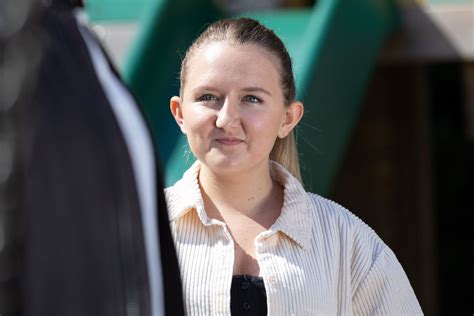 Hollyoaks Spoilers Leah Barnes Makes An Alarming Discovery What To Watch