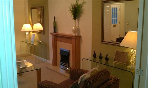 무료 이미지 별장 바닥 시골집 재산 거실 방 라이프 스타일 베개 장식 인테리어 디자인 실내 사치 모음곡 우아 분양 아파트 가정 내부 고급