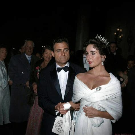Elizabeth Taylor And Michael Todd Wedding Photos