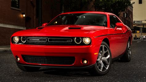 Dodge Challenger (2017-2018) цена и характеристики, фотографии и обзор