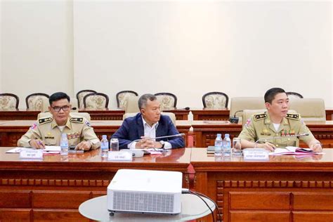 លោក សក់ សេដ្ឋា អញ្ជើញដឹកនាំកិច្ចប្រជុំក្រុមការងារចងក្រងរៀបចំសមិទ្ធផលការងាររបស់ក្រសួងមហាផ្ទៃ