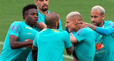 Тепачка во репрезентацијата на Бразил ФОТО МакФудбал