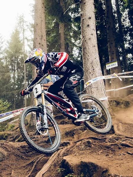 Aaron Gwin Off Season With The Mtb Pro Video
