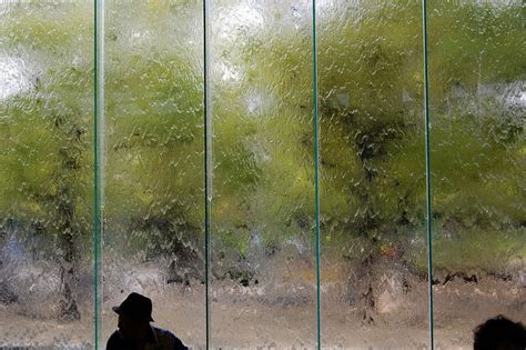 国際展示水の館 EXPO 90国際花と緑の博覧会 写真一覧 磯崎新