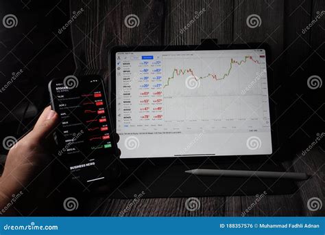 Trading Forex With METATRADER On Apple IPad Pro Inch Editorial