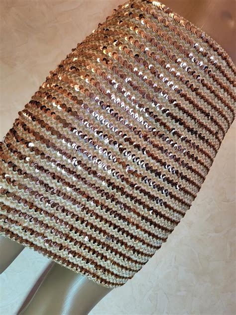 Нарядна спідниця блискуча — ціна 129 грн у каталозі Міні спідниці Купити жіночі речі за