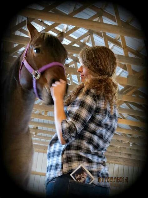 Western Maternity Photoshoot With Shi And Jinx