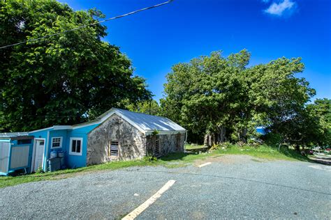 Treehouse Cottage The Landing Restaurant Beach Bar And Vacation Rental