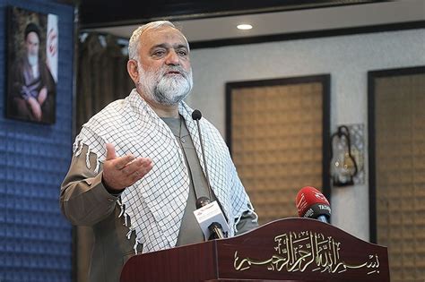 فرارو سردار نقدی دیکتاتورترین رژیم تاریخ بشریت آمریکاست