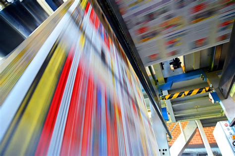 신문 및 잡지의 생산을 위한 대형 인쇄소에서 오프셋된 인쇄 기계를 롤 인쇄기에 대한 스톡 사진 및 기타 이미지 인쇄기 프린터하기 인쇄 공장 Istock