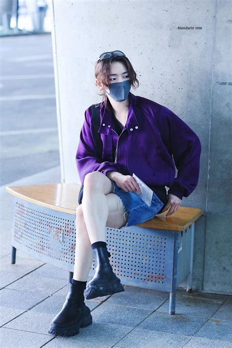 Pin By Дарья Клейнерман On 🦁 Onlyoneof 🦁 Kpop Riding Helmets Going Out