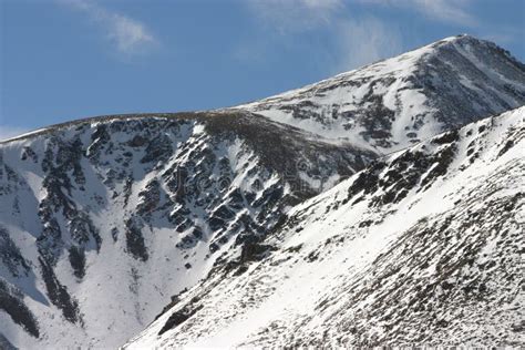 A Neve Cobriu O Pico Foto De Stock Imagem De Nave Caminhada 16783718