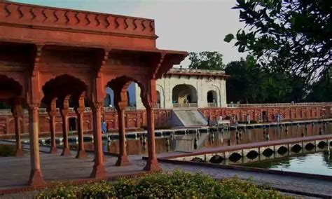 Shalimar Gardens Lahore A Timeless Oasis Of Mughal Garden Design
