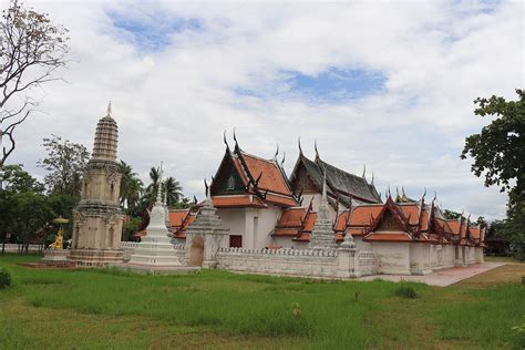 วัดใหญ่สุวรรณาราม วรวิหาร เพชรบุรี