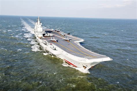 遼寧艦繞台入南海 外交部享海上航行自由 澳門力報官網