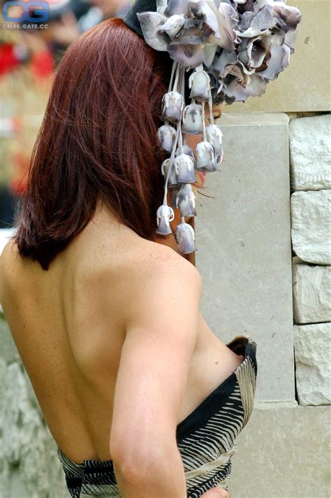 Amy Nuttall Nude Pictures Onlyfans Leaks Playbabe Photos Sex Scene Uncensored