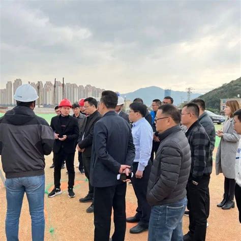 漳州高新区领导现场督查圆山大道A2标污水工程推进工作 施工 苏书记 工人