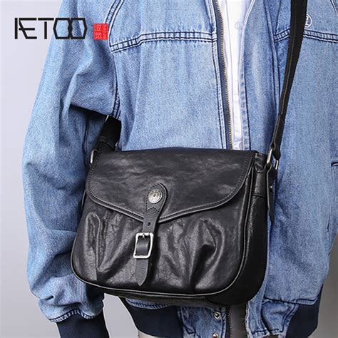 Aetoo 캐주얼 트렌드 복고풍 부드러운 가죽 숄더백 남성용 크로스 단면 캐주얼 헤드 레이어 소가죽 경사 가방