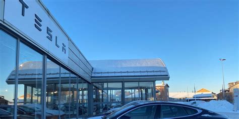 Tesla Probed By Norwegian Roads Agency Over Suspension Failures Wsj