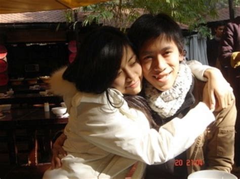 Nh N L I Nh Ng L N Showbiz Vi T Chao O V Scandal Sex