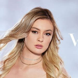 Amber Moore Messages Fapellas