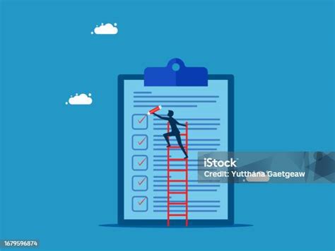 목표 달성 연필을 들고 있는 남자가 서류를 확인하기 위해 계단을 올라간다 개선에 대한 스톡 벡터 아트 및 기타 이미지 개선 경영자 계약서 Istock